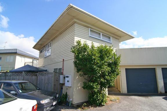 Property value - 240E Pakuranga Road, Pakuranga Heights - realestate.co.nz