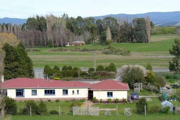 Property value - 1505 Lumsden Dipton Highway, Dipton - realestate.co.nz