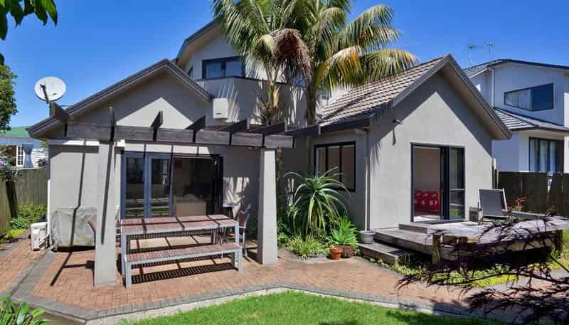 Property value - 2/24 Newell Street, Point Chevalier - realestate.co.nz
