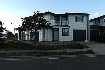 Property value - 18/2 Armoy Drive, East Tamaki - realestate.co.nz