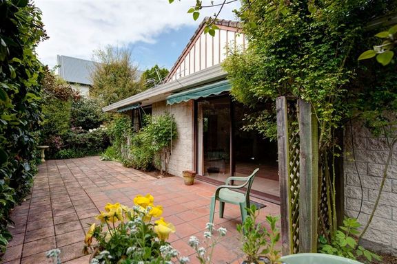 Sold - 51 Office Road, Merivale - realestate.co.nz