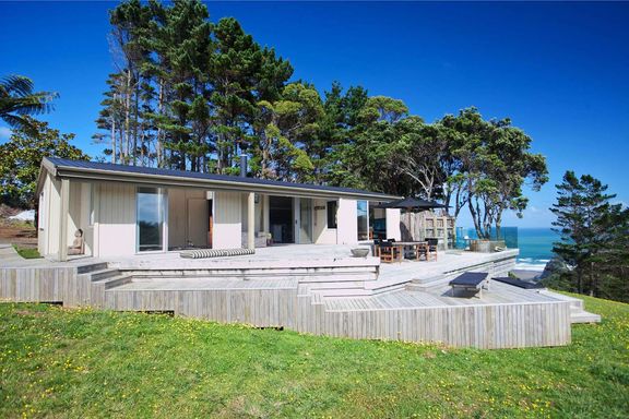 Property value - 134 Lone Kauri Road, Karekare - realestate.co.nz