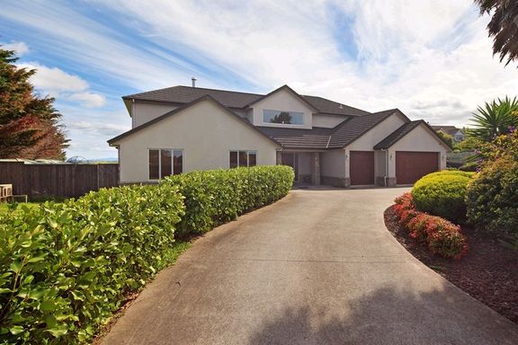 Property value - 262 Point View Drive, Dannemora - realestate.co.nz