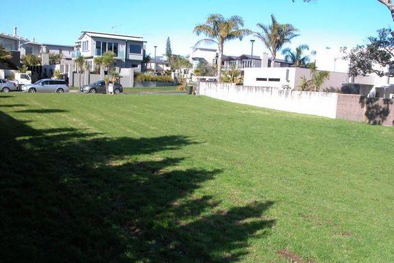 Property value - 42 Compass Point Way, Half Moon Bay - realestate.co.nz