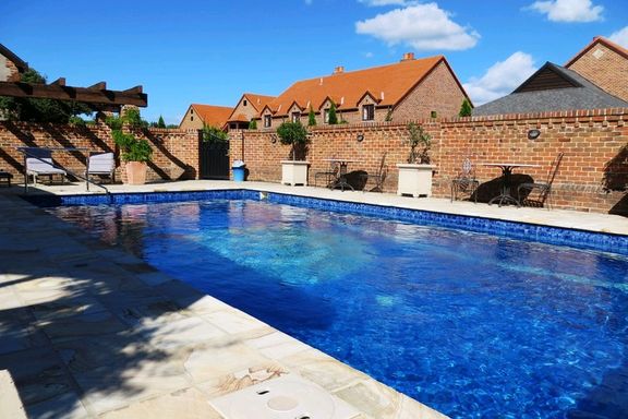 Property value - 15/7 Quiet Woman Way, Monaco - realestate.co.nz