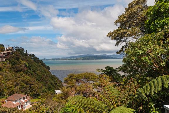 Property value - 5 Richmond Road, Mahina Bay - realestate.co.nz