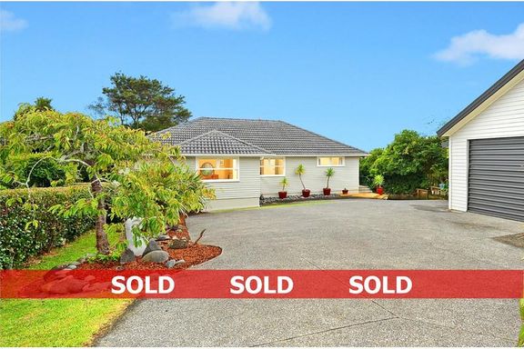 Property value - 72A Pupuke Road, Hillcrest - realestate.co.nz