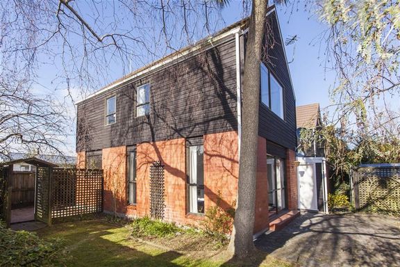 Property value - 2A Coles Place, Saint Albans - realestate.co.nz