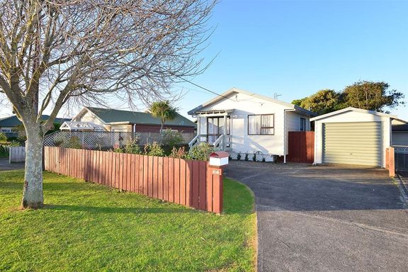 Property value - 29A Centreway Road, Orewa - realestate.co.nz