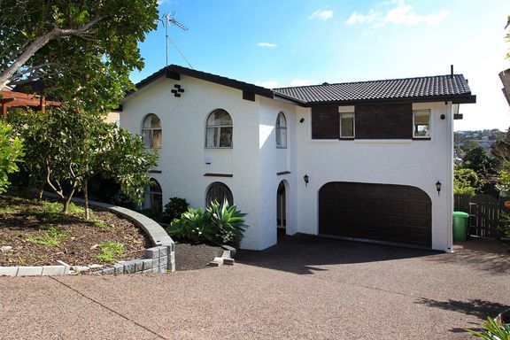 Property value - 16 Galaxy Drive, Mairangi Bay - realestate.co.nz