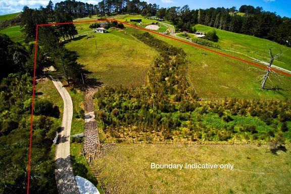 Property value - 1541 East Coast Road, Redvale - realestate.co.nz