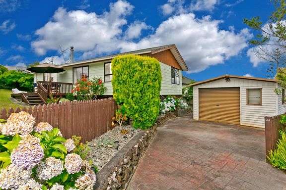 Property value - 2A Orton Street, Glenfield - realestate.co.nz