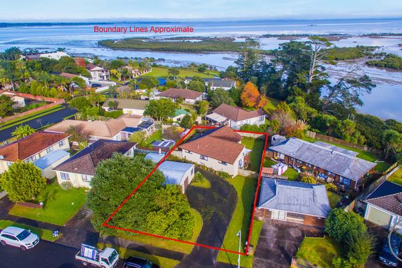 Property value - 4 Rukumoana Place, Clendon Park - realestate.co.nz