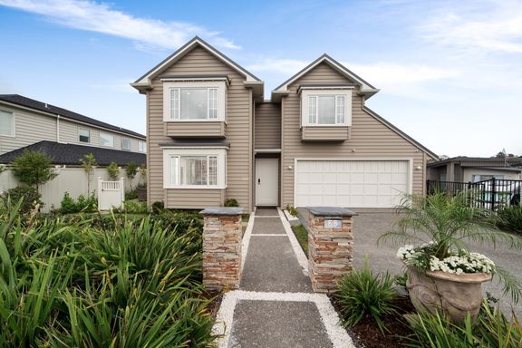 Property value - 22 Remuremu Street, Long Bay - realestate.co.nz