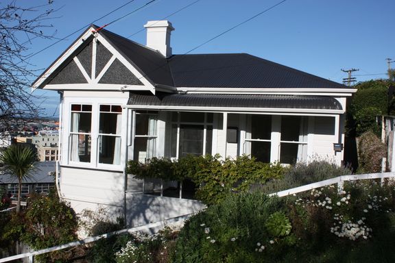 Property value - 5 Elm Row, Dunedin Central - realestate.co.nz