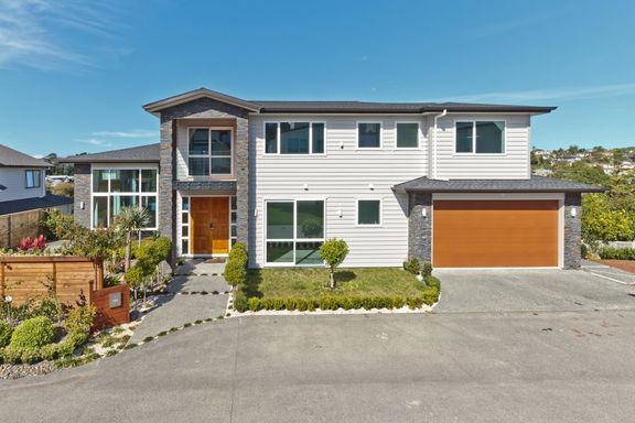 Property value - 54 Remuremu Street, Long Bay - realestate.co.nz