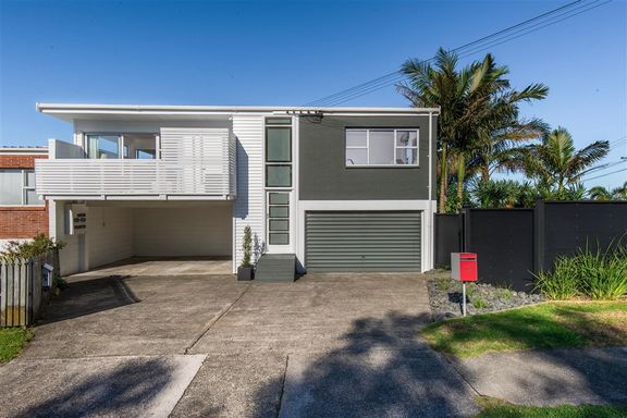 Property value - 33A Castor Bay Road, Castor Bay - realestate.co.nz