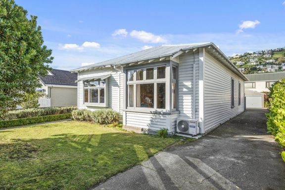 Property value - 17 Menzies Street, Sumner - realestate.co.nz