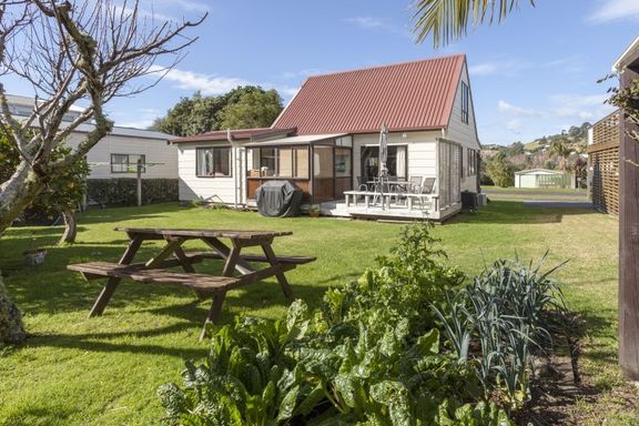 Property value - 2 Robyn Crescent, Hahei - realestate.co.nz