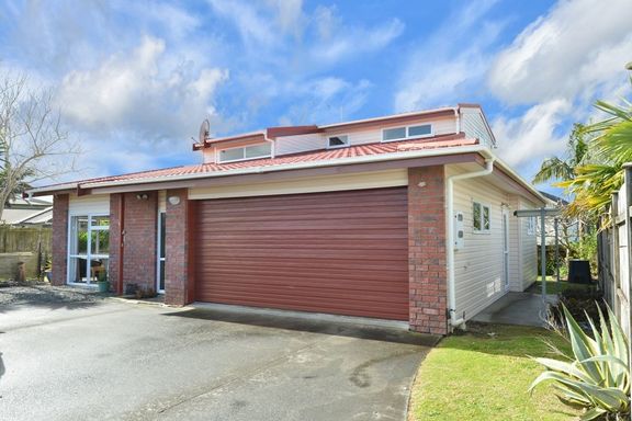 Property value - 2/64 One Tree Point Road, One Tree Point - realestate ...