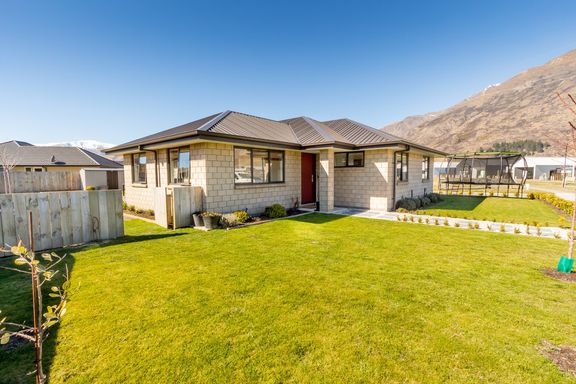 Property value - 20 Oxfordshire Avenue, Lower Shotover - realestate.co.nz
