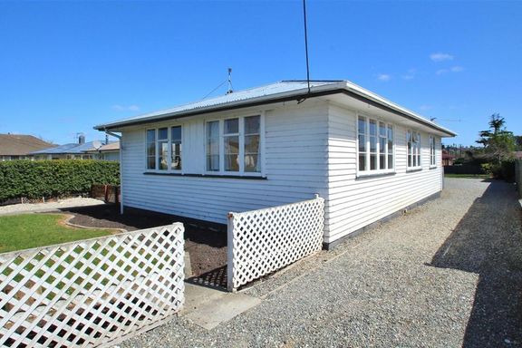 Sold - 9 Gordon Terrace, Gore - realestate.co.nz