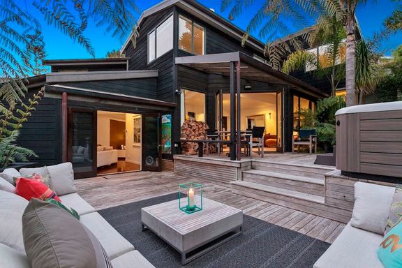 Property value - 81 Braemar Road, Castor Bay - realestate.co.nz