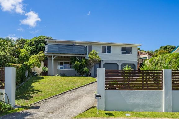 Property value - 15 Inlet View, Titahi Bay - realestate.co.nz