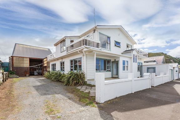Property value - 26 Reef Street, Island Bay - realestate.co.nz