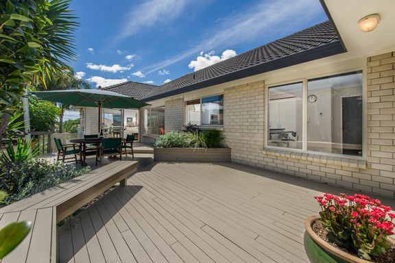 Property value - 25 Tralee Terrace, Dannemora - realestate.co.nz