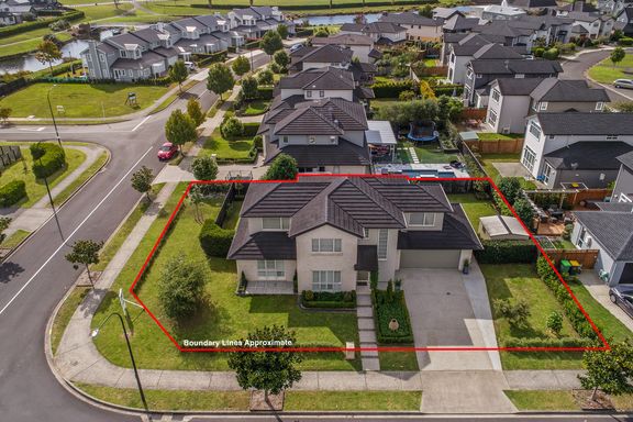 Property value - 13 Cornwall Place, Karaka - realestate.co.nz