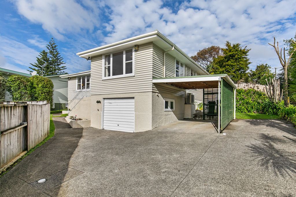 Property value - 81 Dundale Avenue, Blockhouse Bay - realestate.co.nz