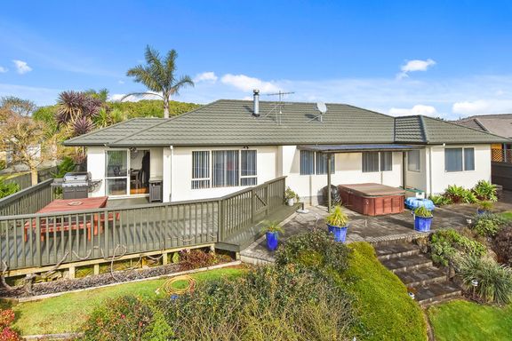 Property value - 35 Ridgeway Road, Pukekohe - realestate.co.nz
