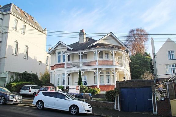 Property value - 40 Manor Place, Dunedin Central - realestate.co.nz