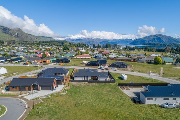 Property value - 5 Little Alpha Loop, Wanaka - realestate.co.nz