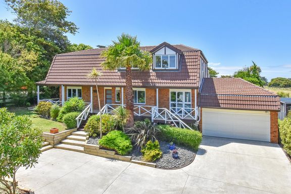 Property value - 12 Tadley Court, Goodwood Heights - realestate.co.nz
