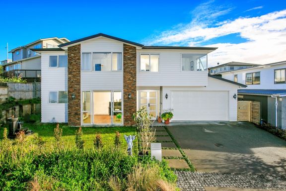 Property value - 9 Tuangi Street, Long Bay - realestate.co.nz