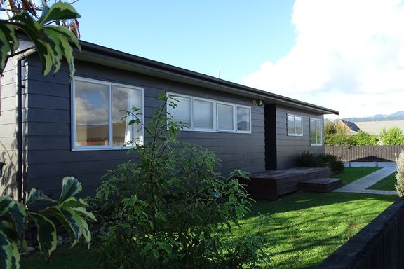 Property value - 3 Fuller Close, Levin - realestate.co.nz