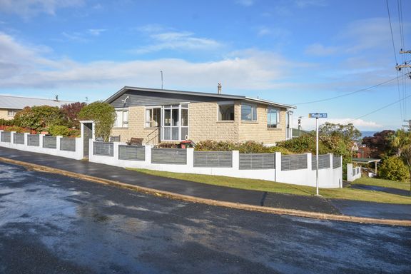 Property value - 2 Moodie Street, Shiel Hill - realestate.co.nz