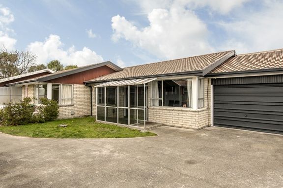 Property value - 220 Geraldine Street, Edgeware - realestate.co.nz
