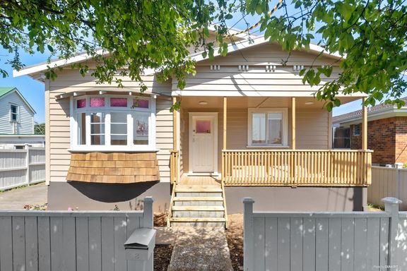 Property value - 2 Inkerman Street, Onehunga - realestate.co.nz