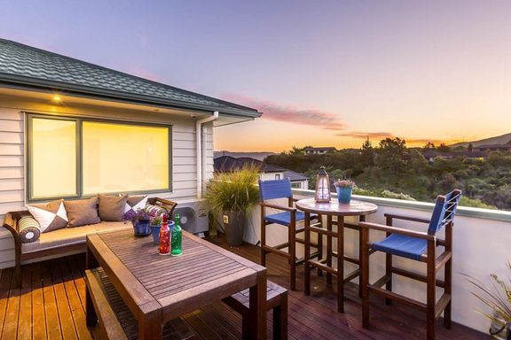 Property value - 8 Ronald Scott Grove, Riverstone Terraces - realestate ...