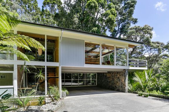 Property value - 203 Atkinson Road, Titirangi - realestate.co.nz
