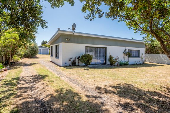 Property value - 868 Hokio Beach Road, Hokio Beach - realestate.co.nz