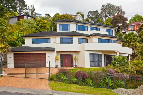 Property value - 55 Penguin Drive, Murrays Bay - realestate.co.nz
