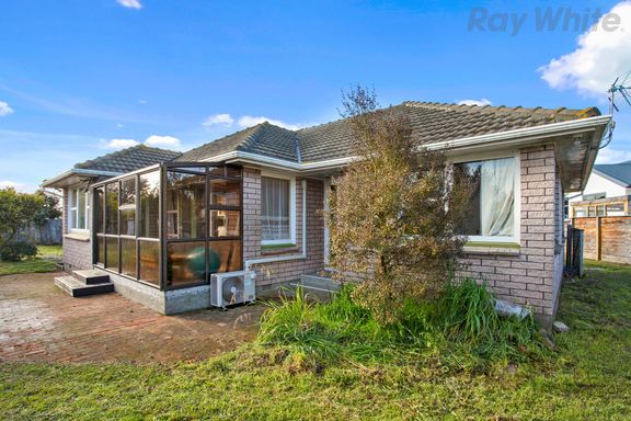 Property value - 12 Horton Place, Avondale - realestate.co.nz