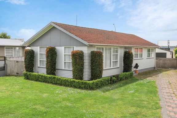 Property value - 16 Lugton Street, Nawton - realestate.co.nz