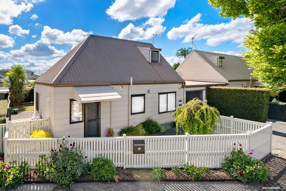 Property value - 11/58 Manuroa Road, Takanini - realestate.co.nz