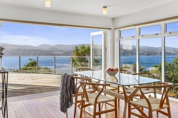 Property value - 178 Nevay Road, Karaka Bays - realestate.co.nz