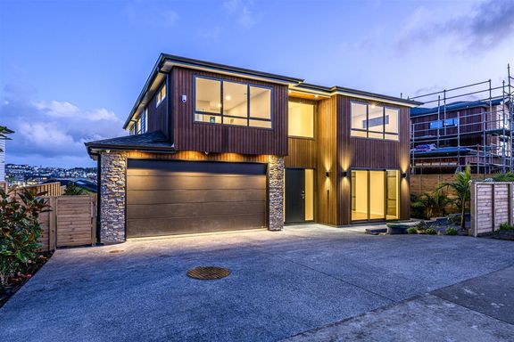Property value - 8 Hanikura Street, Long Bay - realestate.co.nz